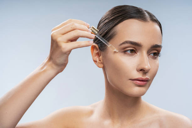 Dermaplaning Oils vs. Dermaplaning Serums: Which Is Best for Your Skin